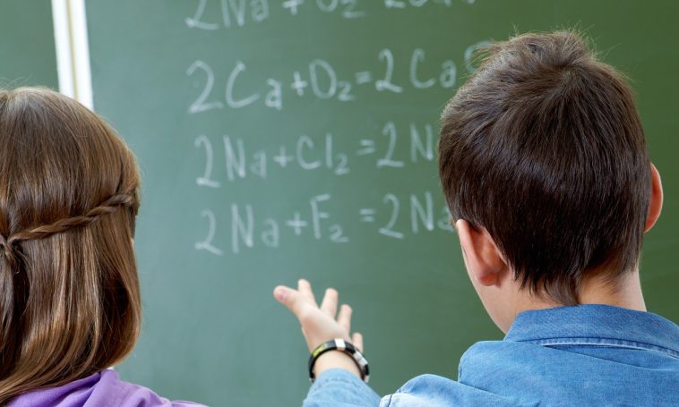 Komponen-Komponen Penting Kompetensi Pedagogik untuk Dosen