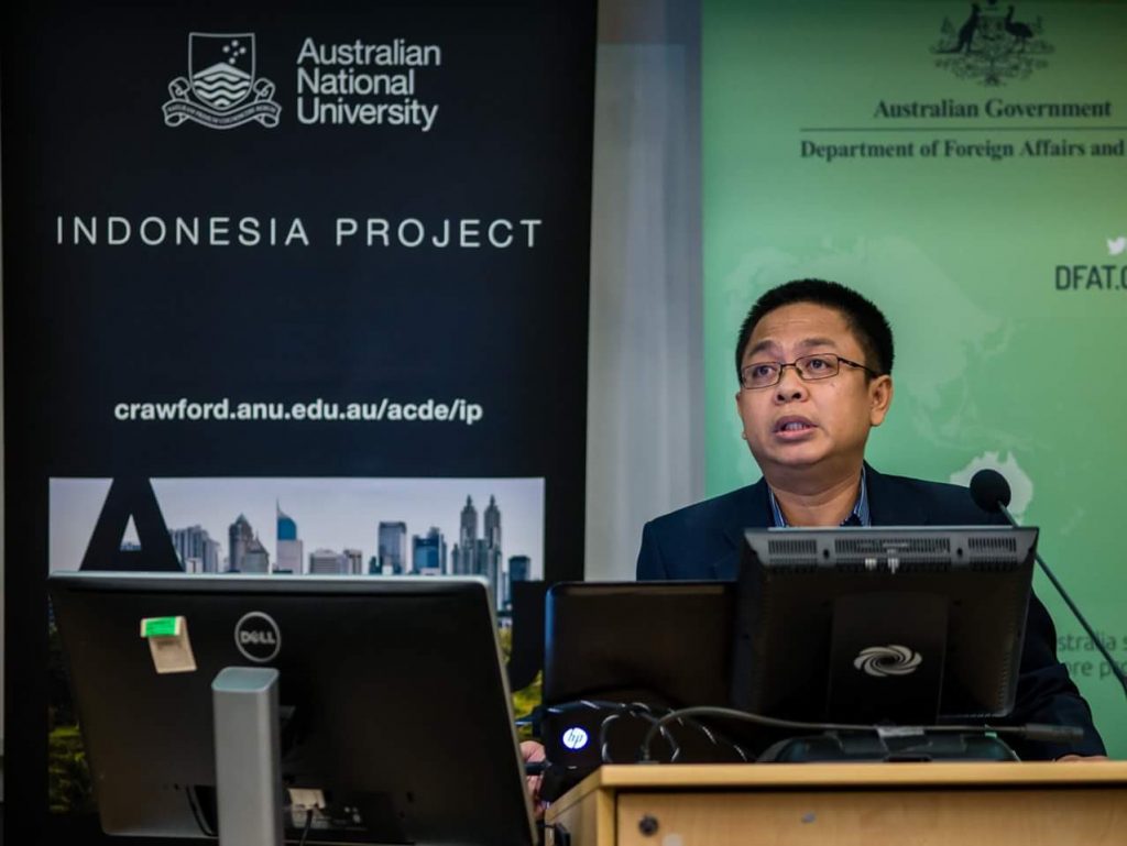 Burhanuddin Muhtadi: Menjadi Dosen untuk Sebuah Pengabdian - Dunia Dosen