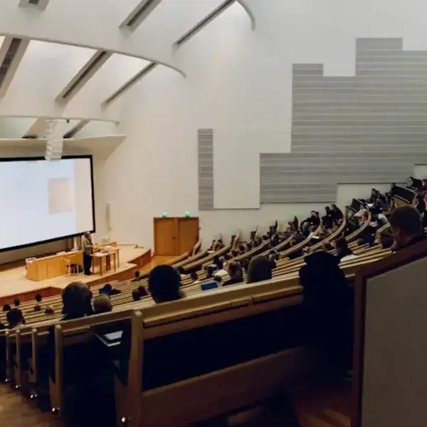 Mengenal Dosen Pengampu dan Kategori Dosen Lainnya